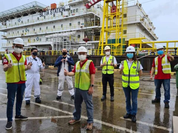 SMOU Visit Crew Members Working at the Floatel - SeaVoices - Singapore ...